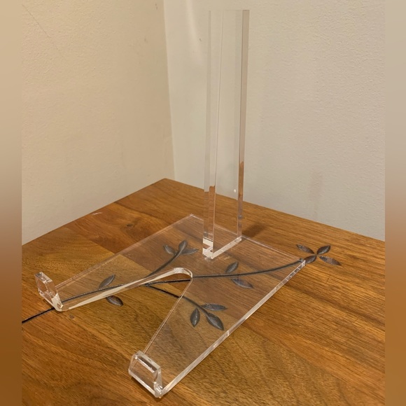Accents | Clear Acrylic Tabletop Easeldisplay Stand | Poshmark